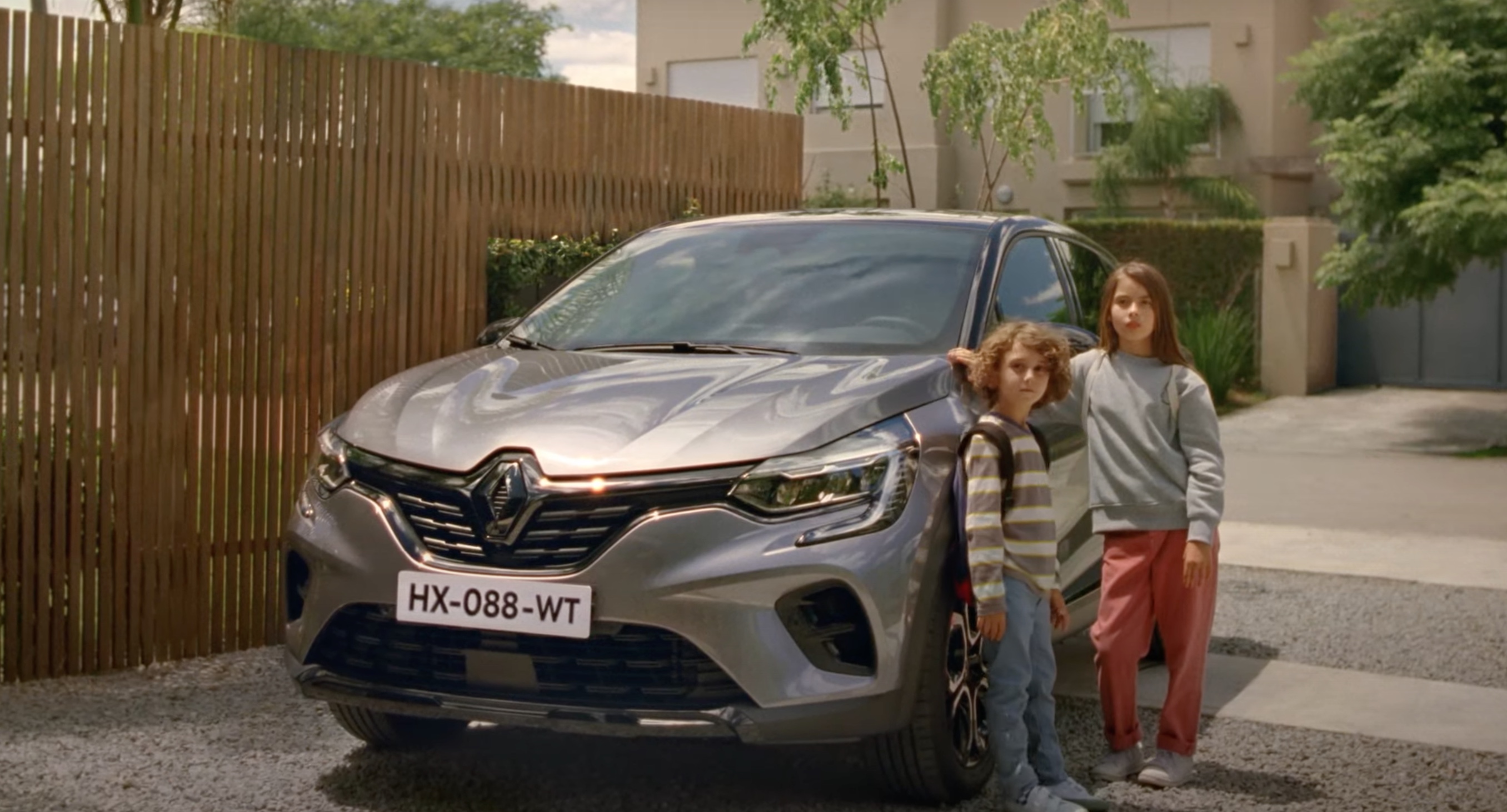 Media Marketing | News | Renault zet klanten aan om auto te laten staan